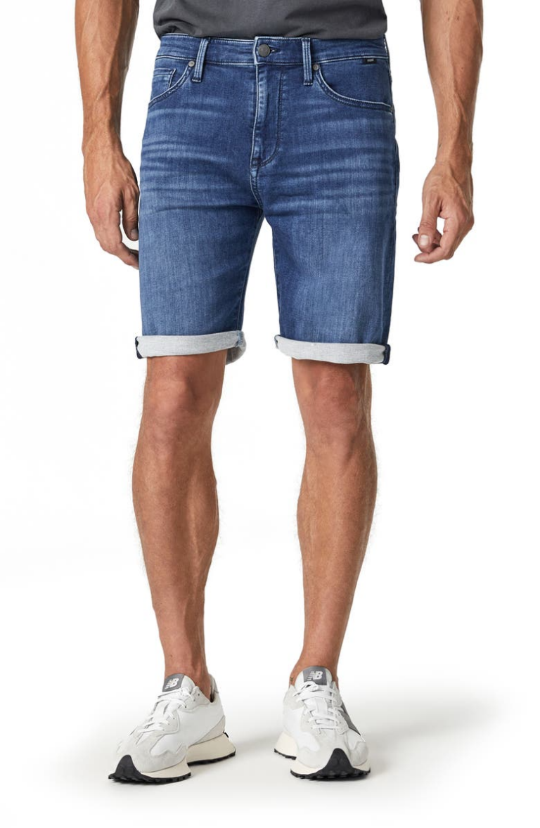 Best Men's Shorts - How Long Should My Shorts Be? - VSTYLE for Men